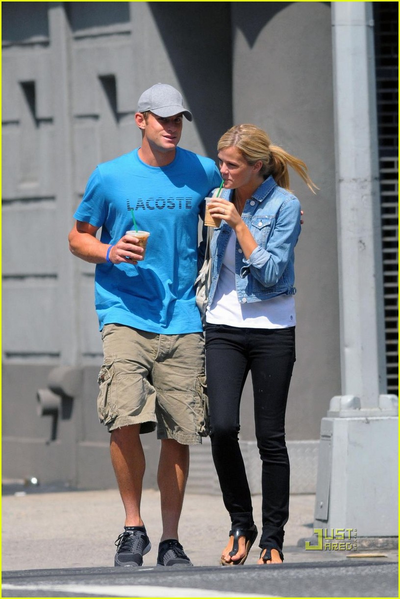 Andy Roddick & Brooklyn Decker: Coffee Couple: Photo 2175651 | Andy ...