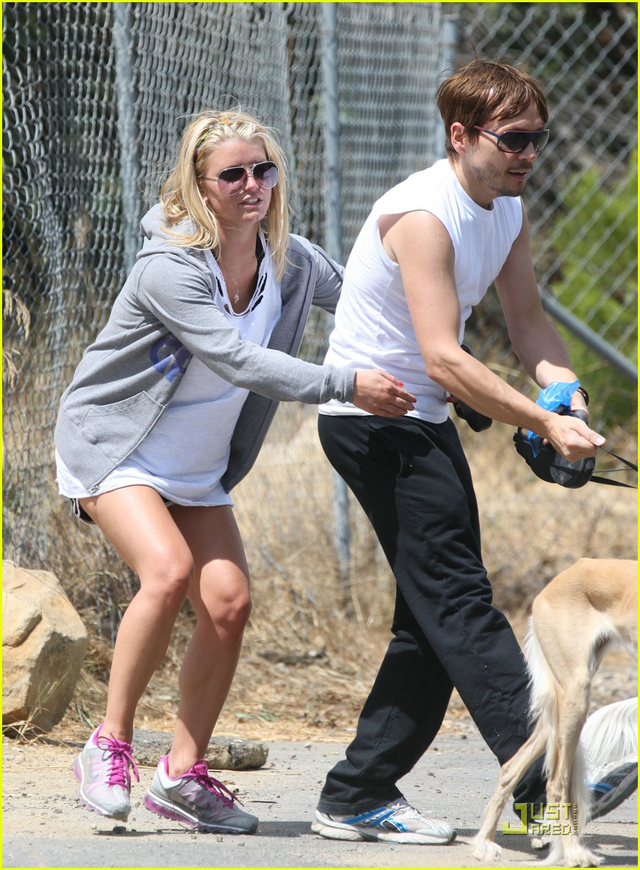 Jessica Simpson: New Puppy Love!: Photo 2100331 | Jessica Simpson, Ken ...