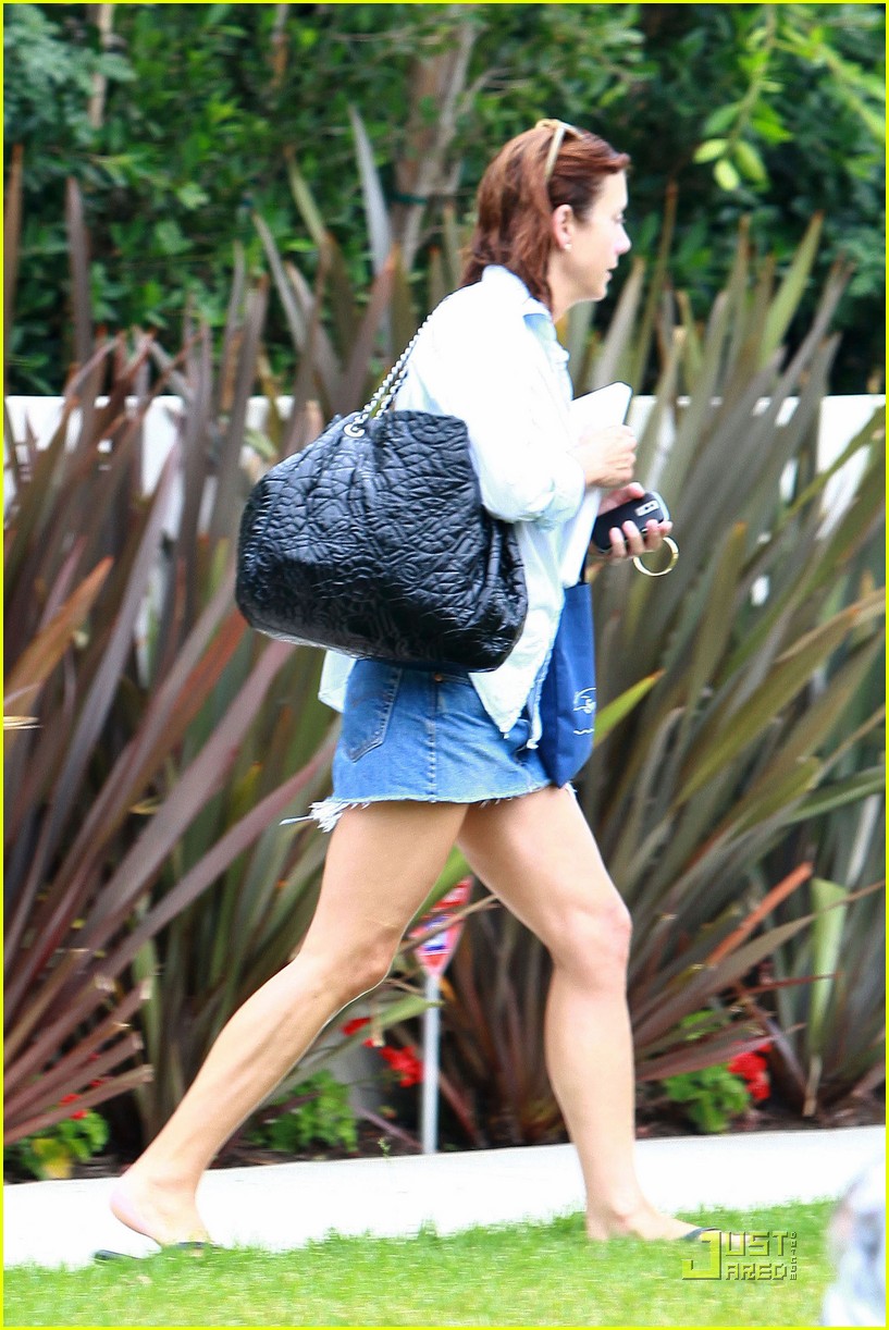Kate Walsh: Wet Hair Hottie: Photo 2129962 | Kate Walsh Photos | Just ...