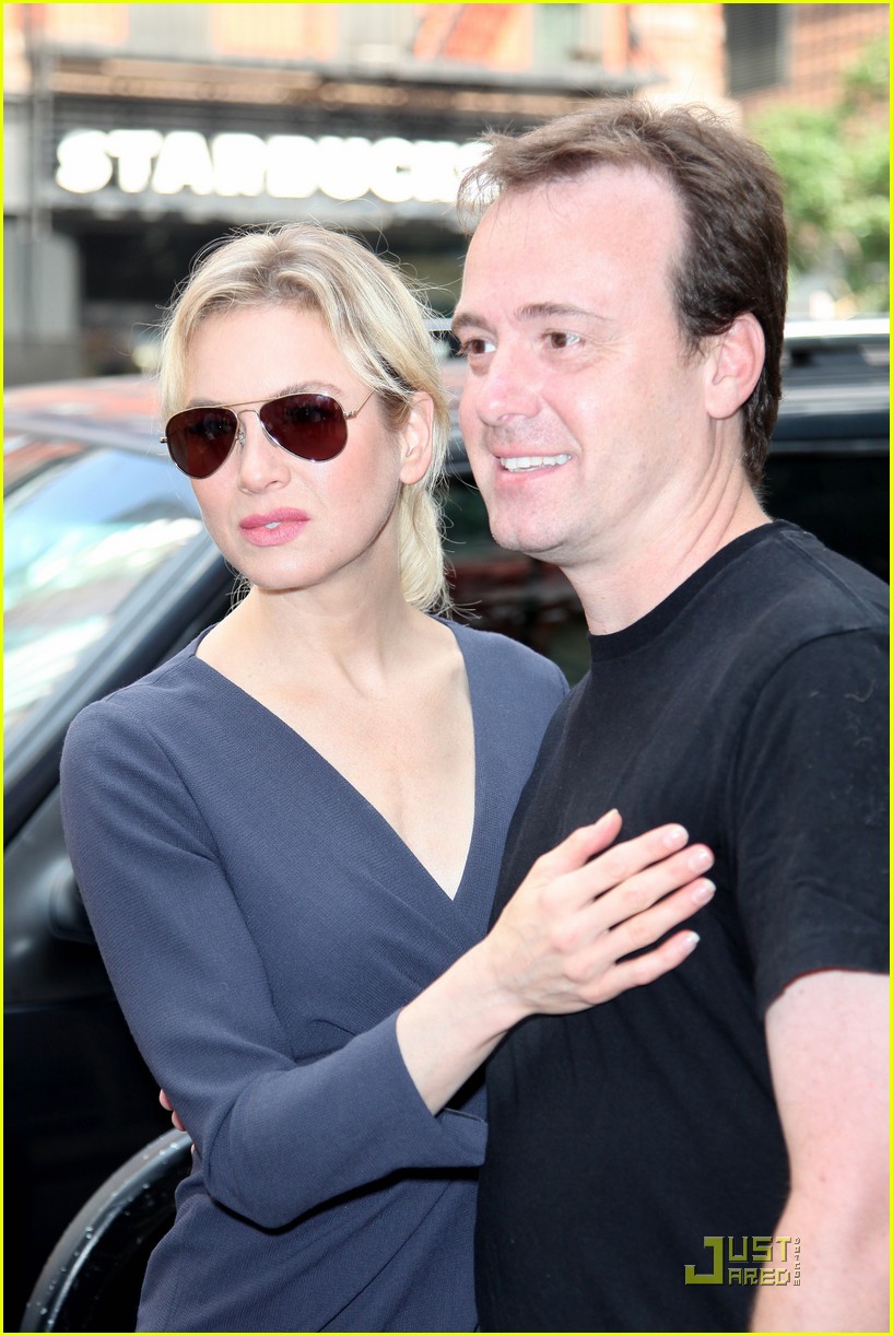 Renee Zellweger: Live with Regis and Kelly!: Photo 2145111 | Renee ...