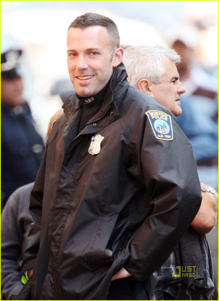 Ben Affleck & Jon Hamm: Men In Uniform: Photo 2227922 | Ben Affleck ...