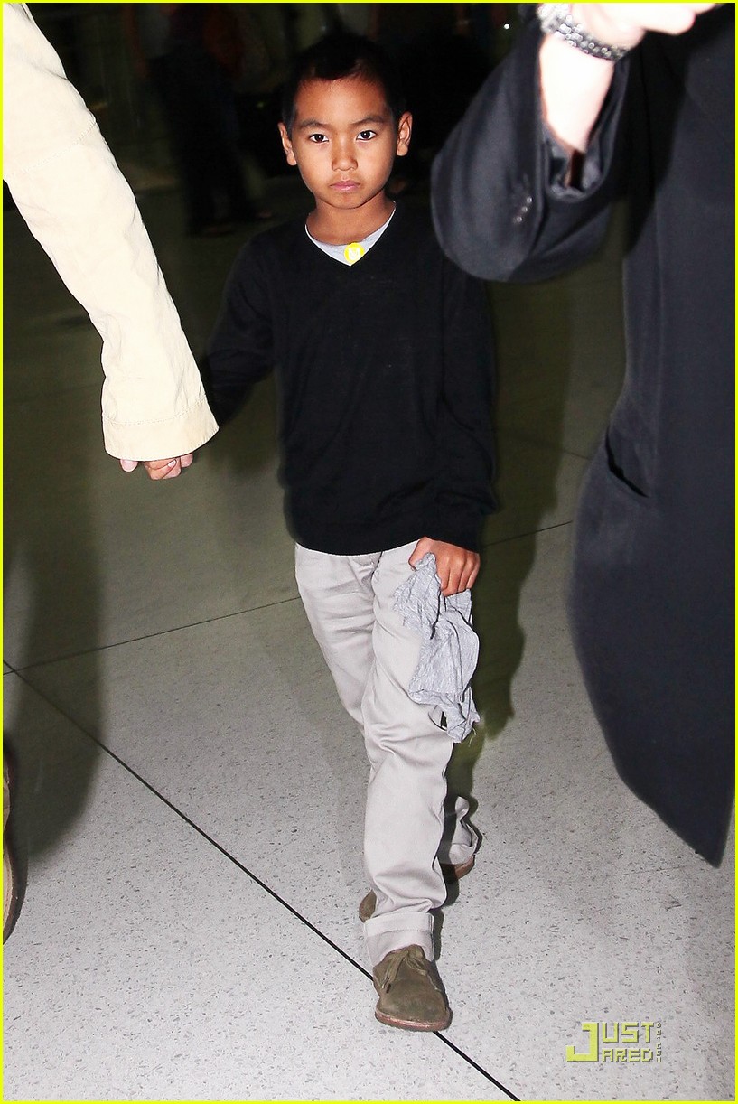 Brad Pitt & Maddox: Just the Two of Us!: Photo 2245381 | Angelina Jolie ...