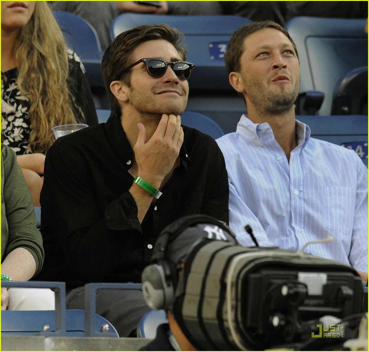 Jake Gyllenhaal & Constantine Maroulis Shake It Off: Photo 2216332 ...