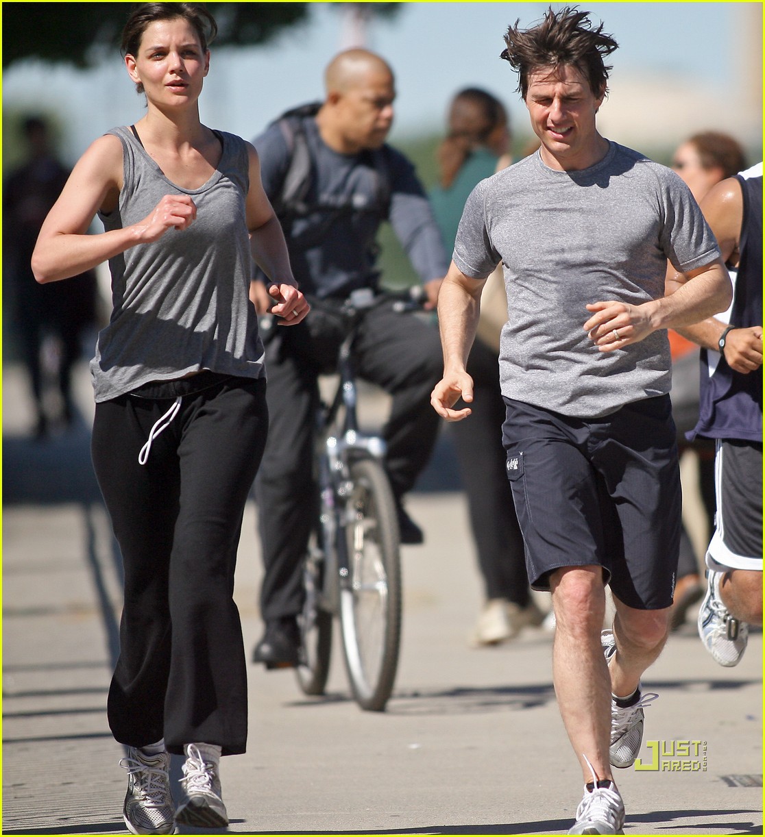 Tom Cruise & Katie Holmes: Jogging Buddies: Photo 2234032 | Katie ...