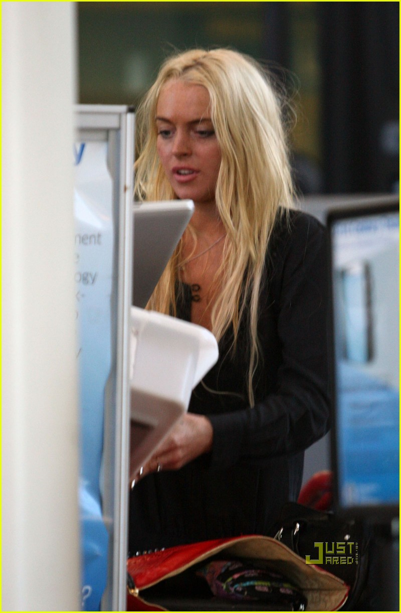 Lindsay Lohan: Jumpsuit Joy: Photo 2195012 | Aliana Lohan, Lindsay ...