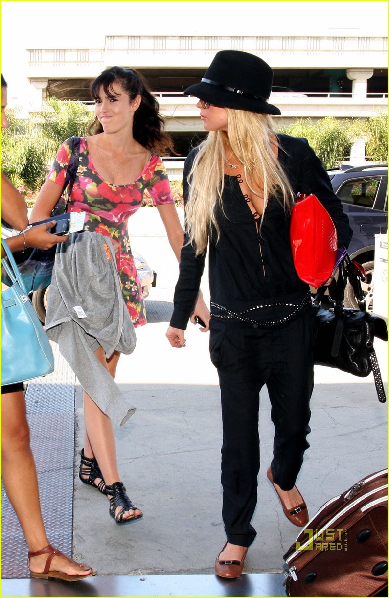 Lindsay Lohan: Jumpsuit Joy: Photo 2195022 | Aliana Lohan, Lindsay ...