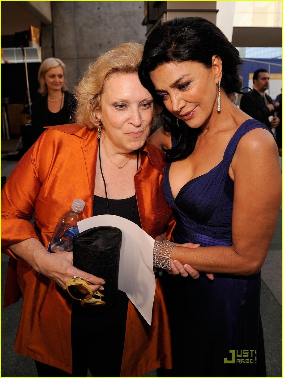 Shohreh Aghdashloo - Emmy Awards 2009: Photo 2231222 | 2009 Emmy Awards ...