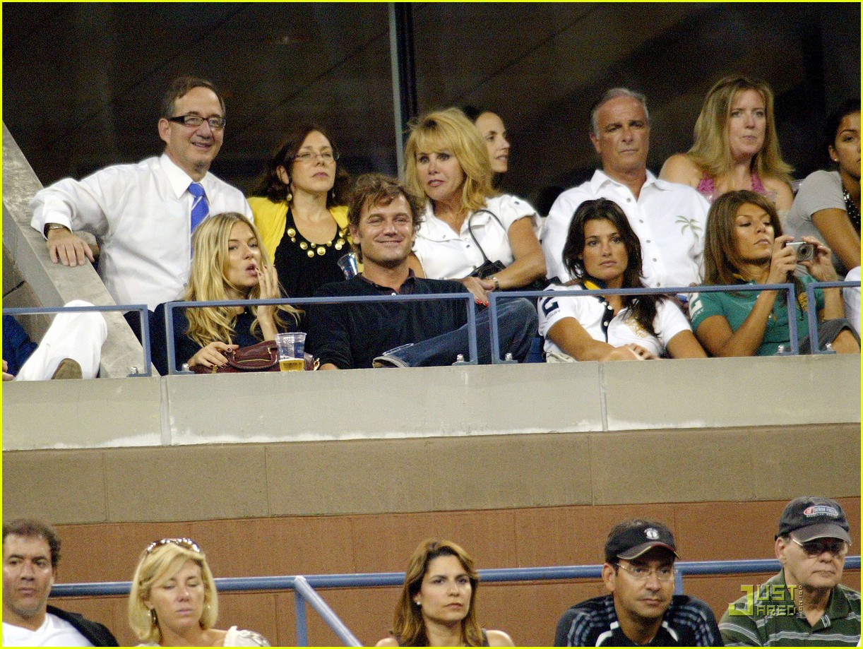 Sienna Miller & George Baker: U.S. Open PDA!: Photo 2188251 | George ...