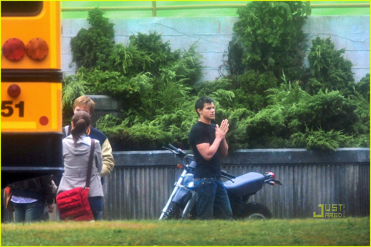 Kristen Stewart & Robert Pattinson: Lots of Laughs: Photo 2202942 ...