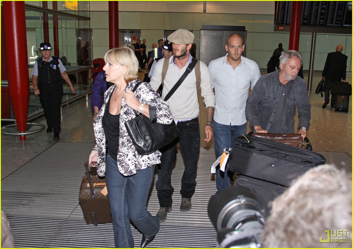 David Beckham is Heathrow Handsome: Photo 2268502 | David Beckham ...