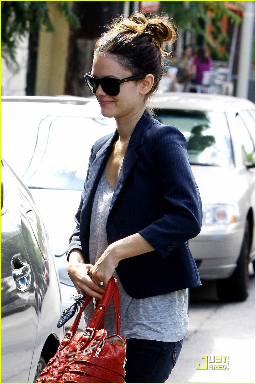 Rachel Bilson: Excited For Seinfeld Reunion: Photo 2260391 | Rachel ...