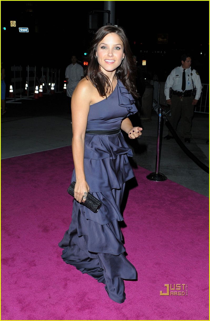 Sophia Bush: Los Angeles Philharmonic Fierce: Photo 2276032 | Sophia ...