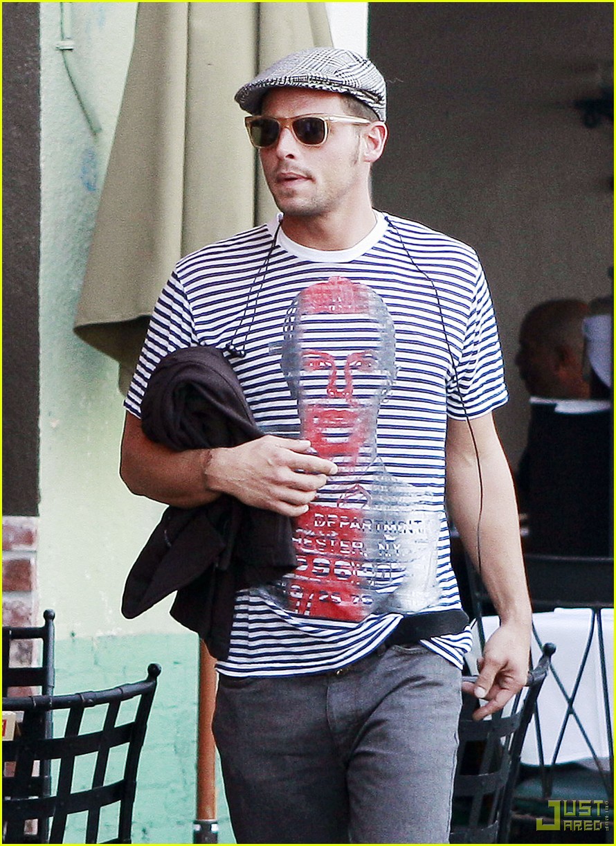 Justin Chambers Takes His Kids Out for A Spin: Photo 2313711 | Eva ...