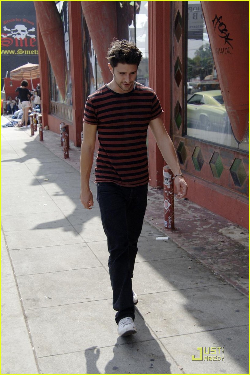 Matt Dallas: West Coast to 'Eastwick': Photo 2297621 | Matt Dallas ...