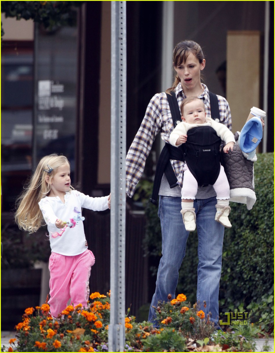 Jennifer Garner: Ben Affleck is a Slow Director: Photo 2263371 ...
