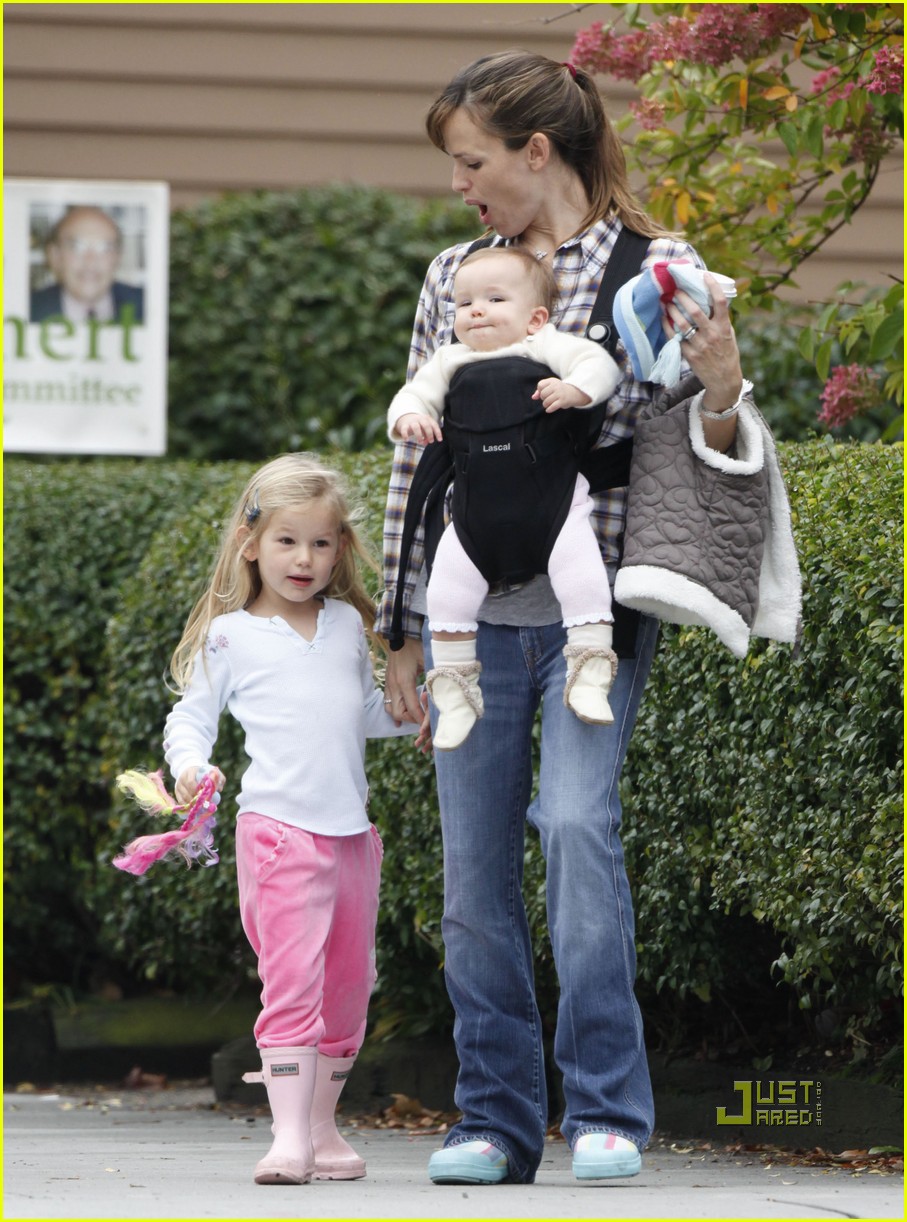 Jennifer Garner: Ben Affleck is a Slow Director: Photo 2263421 ...