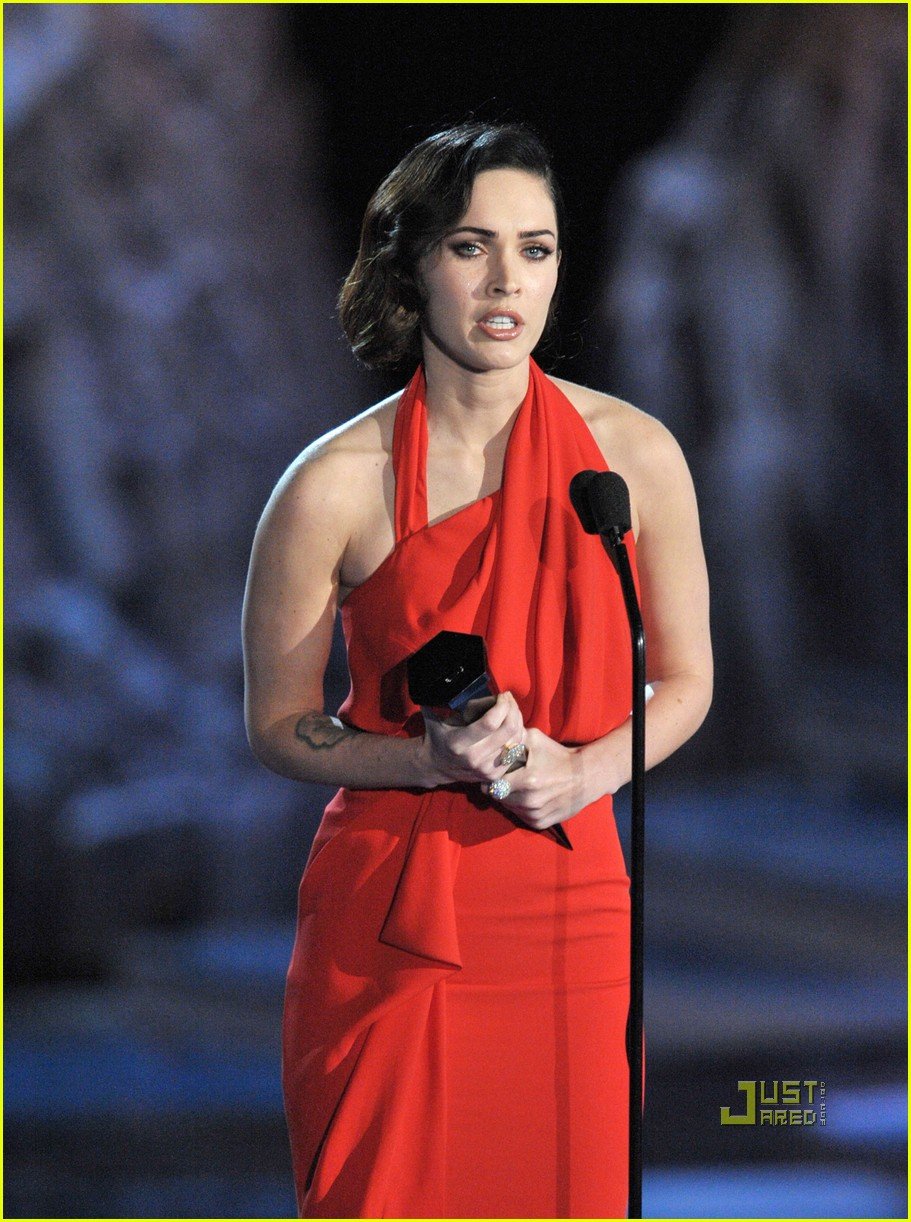 Megan Fox Red Dress Spike