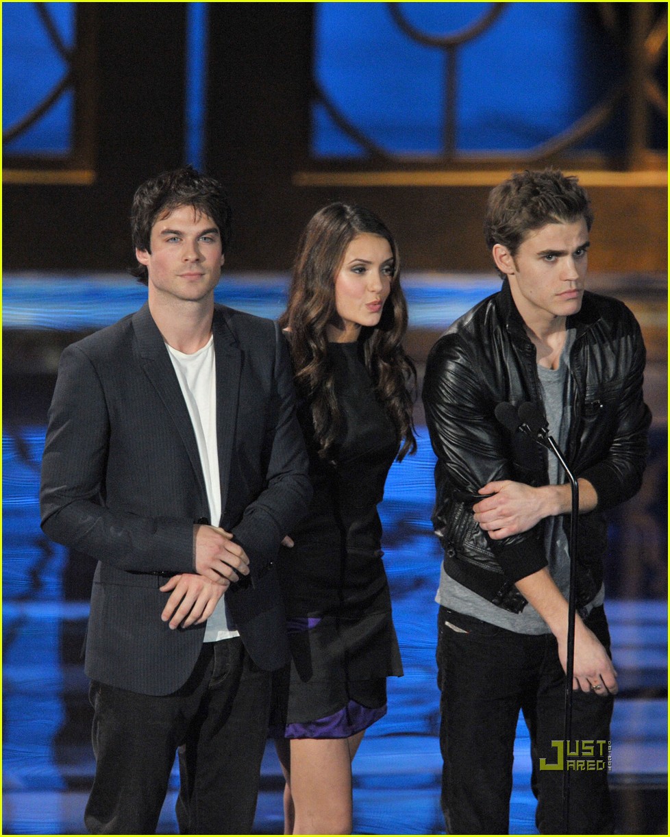 'Vampire Diaries' Cast Scream!!!! And Laugh...: Photo 2294991 | Ian ...