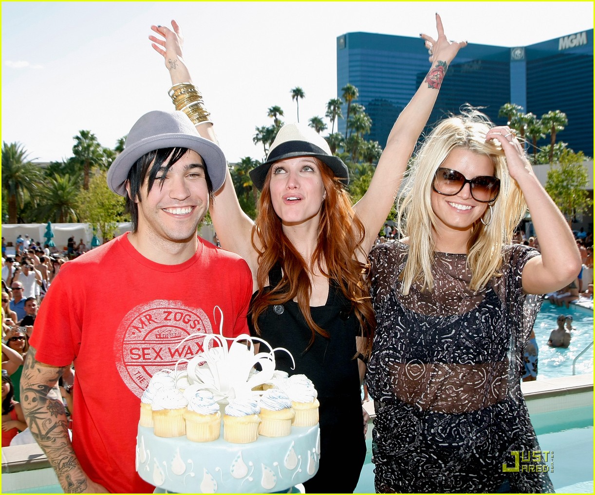 Photo: jessica simpson happy birthday ashlee 03 | Photo 2264512 | Just ...