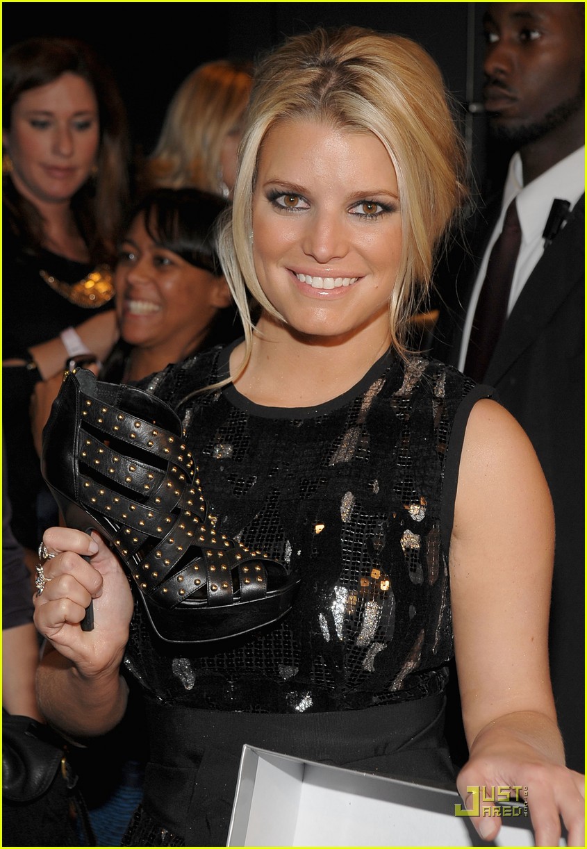 Jessica Simpson: OMG QVC!: Photo 2285002 | Jessica Simpson Photos ...