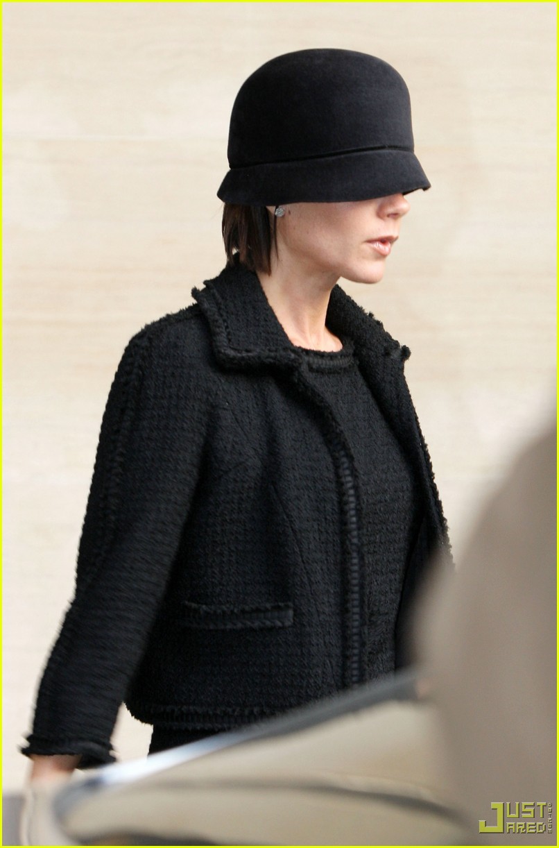 Victoria Beckham is a Louboutin Lady: Photo 2369571 | Victoria Beckham ...