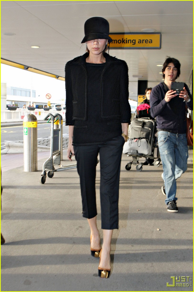 Victoria Beckham is a Louboutin Lady: Photo 2369631 | Victoria Beckham ...