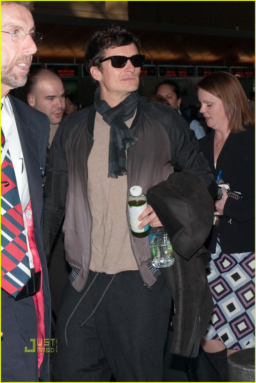 Orlando Bloom: Kombucha Tea Time!: Photo 2382242 | Orlando Bloom Photos ...