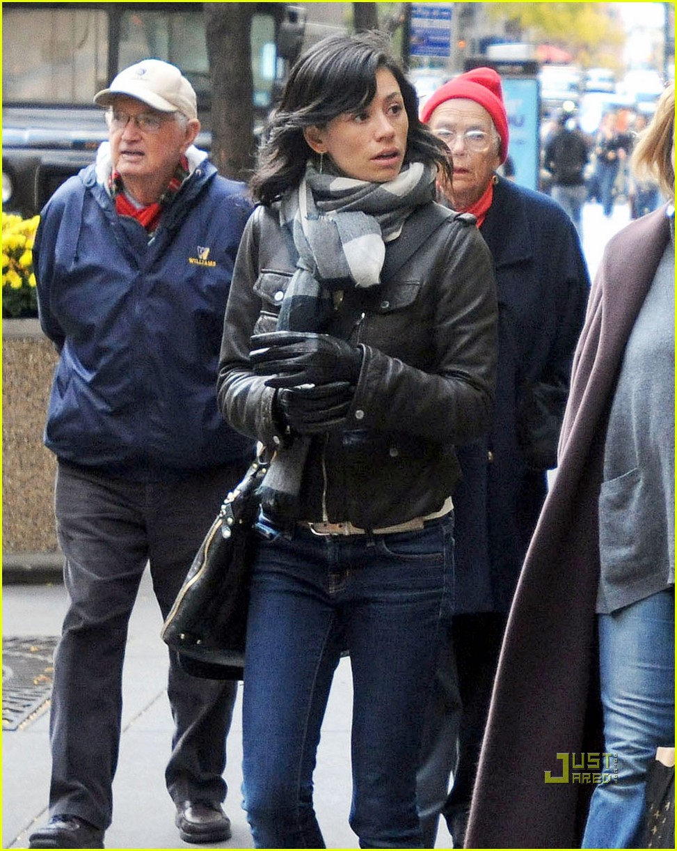 Daniel Craig Caps It Off Newsboy Style: Photo 2340951 | Daniel Crag ...