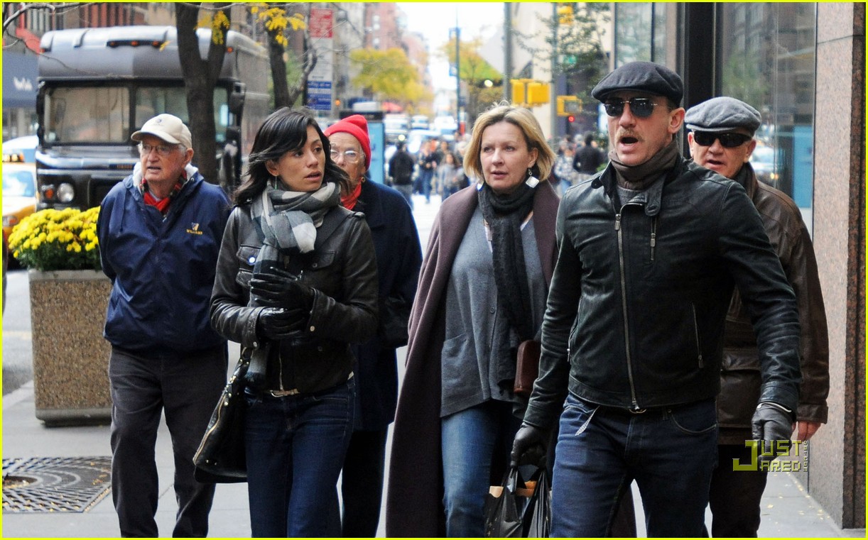 Daniel Craig Caps It Off Newsboy Style: Photo 2340981 | Daniel Crag ...