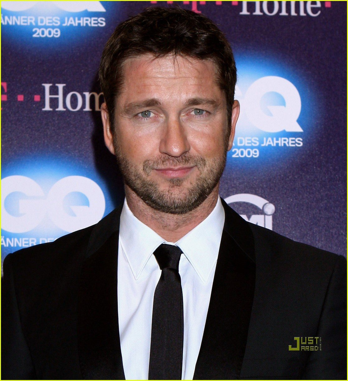 Gerard Butler: GQ Men Of The Year 2009!: Photo 2331871 | Gerard Butler ...