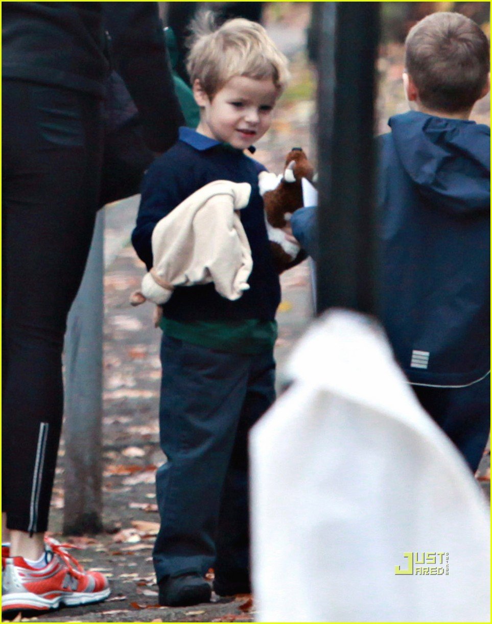 Moses Martin: Stuffed Animal Adorable: Photo 2348052 | Celebrity Babies ...