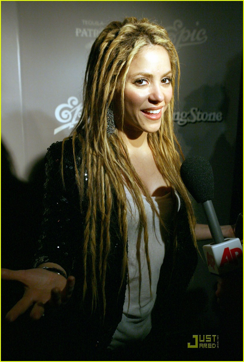 Shakira is Dreadlocks Dazzling: Photo 2348632 | Shakira Pictures | Just ...