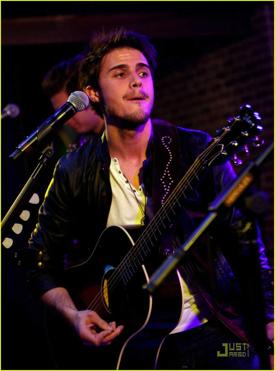 Kris Allen Rocks Vegas For The First Time: Photo 2405173 | Kris Allen ...