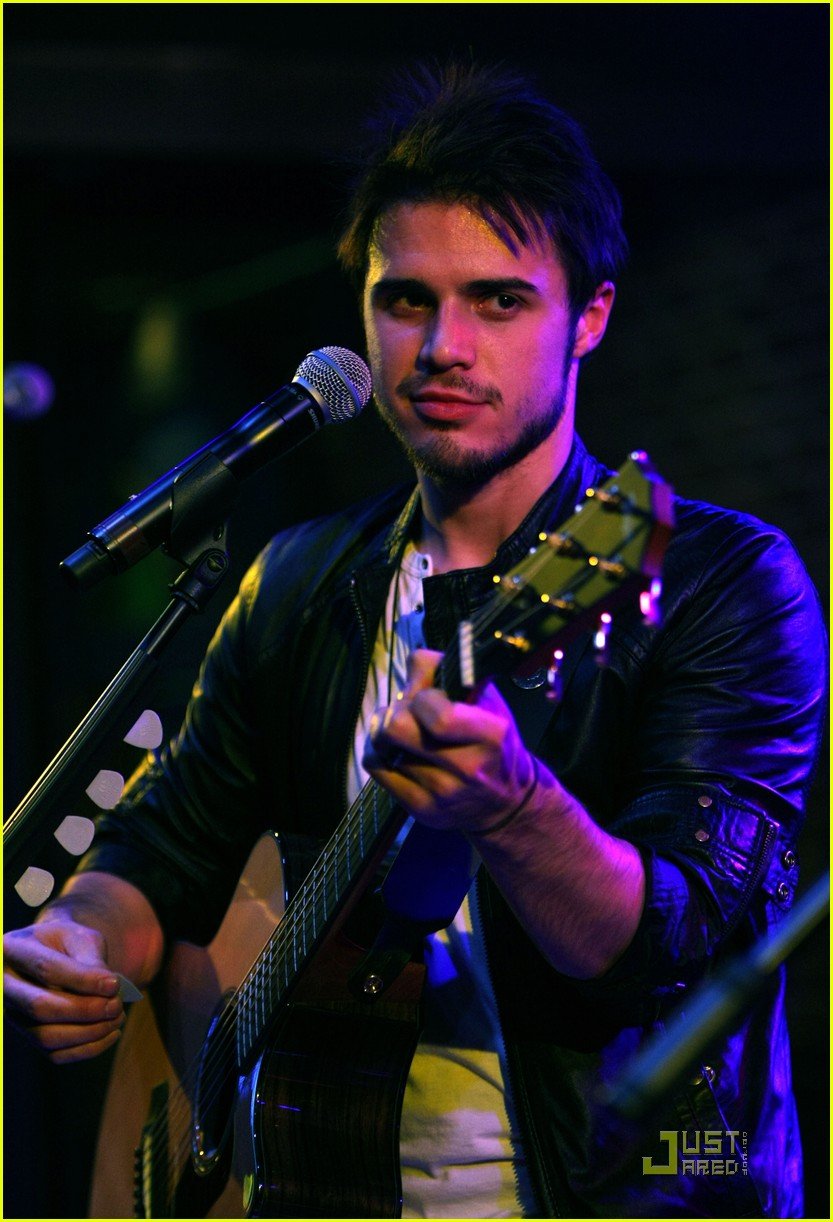 Kris Allen Rocks Vegas For The First Time: Photo 2405174 | Kris Allen ...