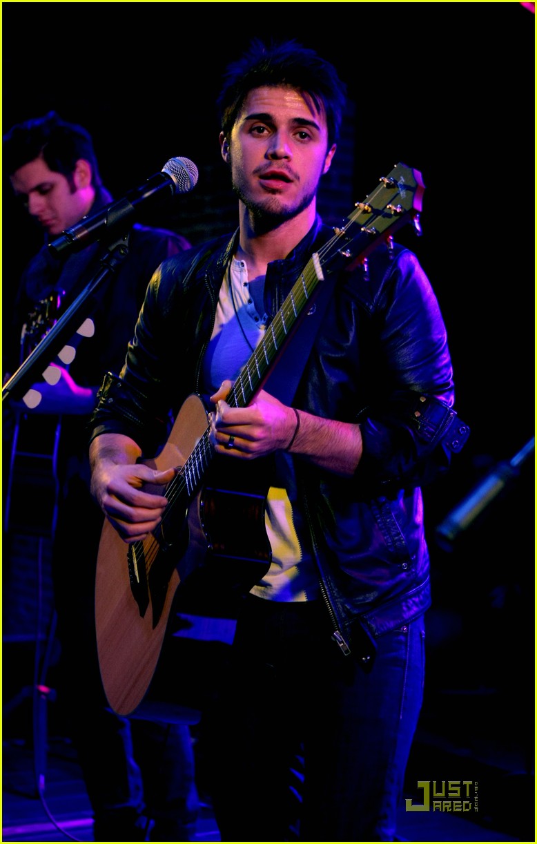 Kris Allen Rocks Vegas For The First Time: Photo 2405182 | Kris Allen ...