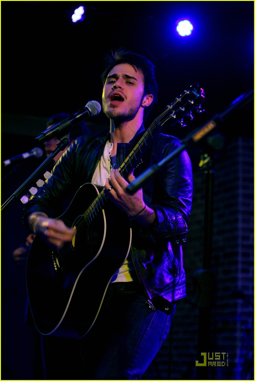 Kris Allen Rocks Vegas For The First Time: Photo 2405183 | Kris Allen ...