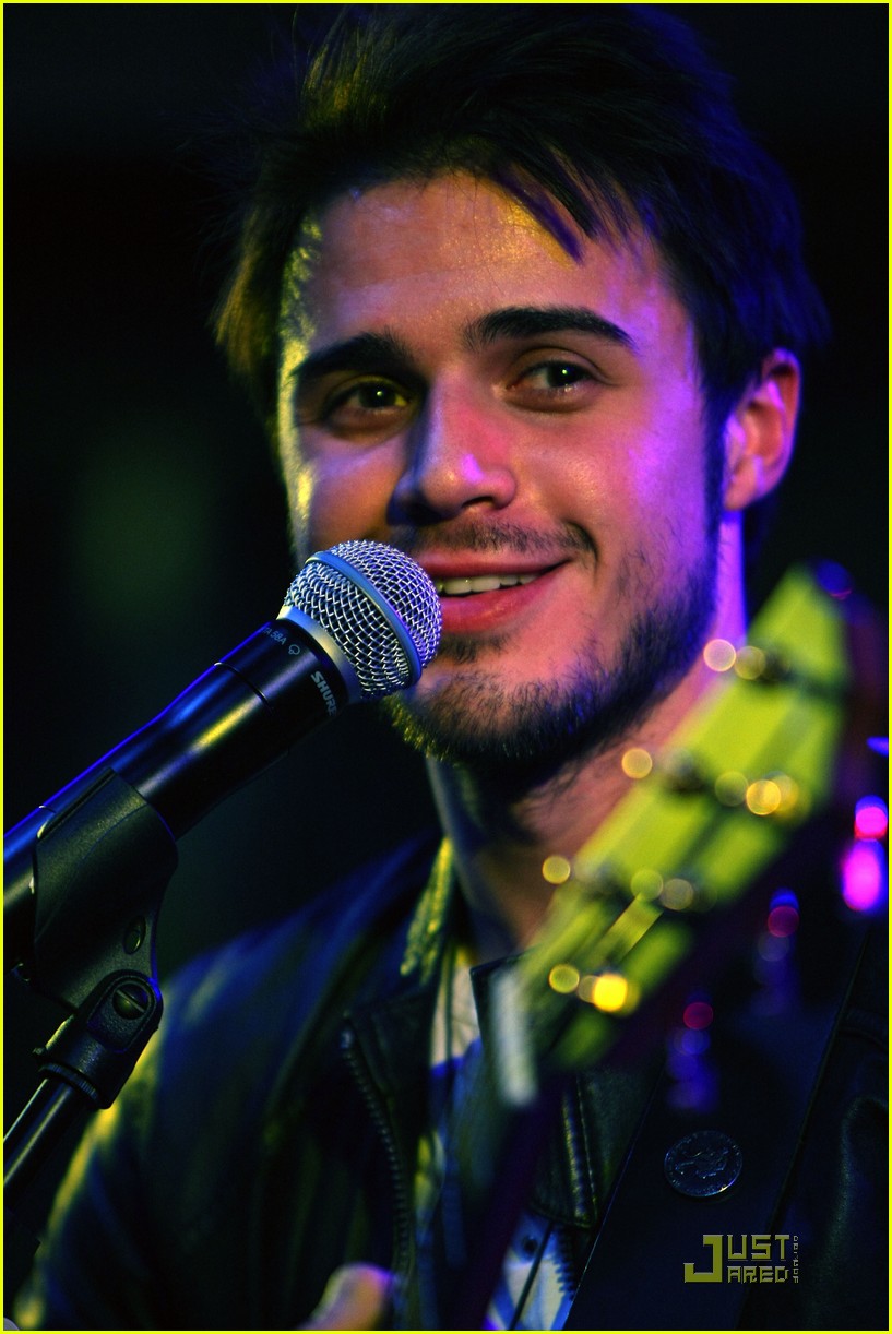 Kris Allen Rocks Vegas For The First Time: Photo 2405184 | Kris Allen ...