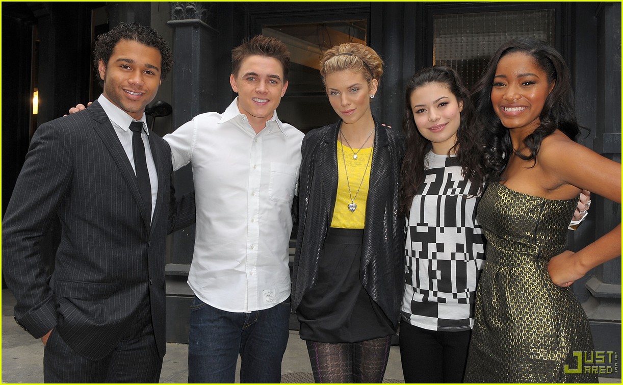 Keke Palmer And Miranda Cosgrove