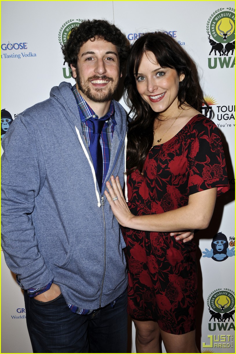 Jason Biggs & Simon Curtis are Gorilla Guys: Photo 2400704 | Jason ...