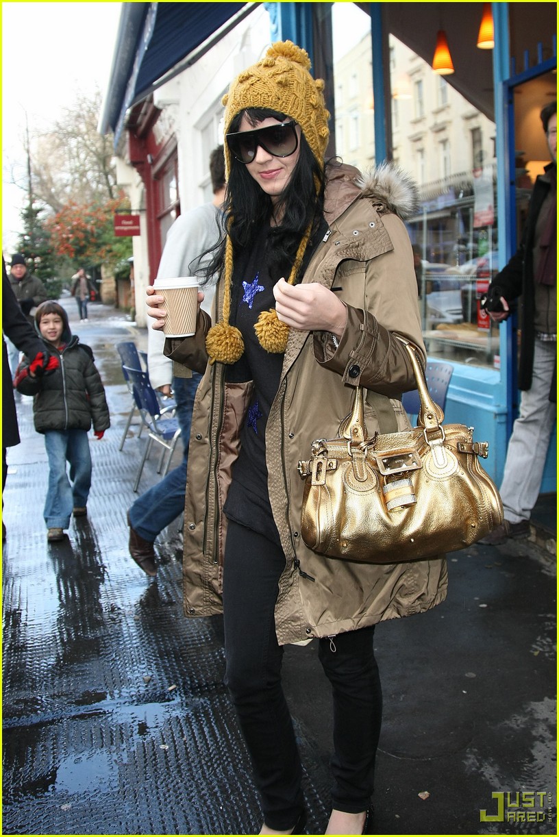 Katy Perry & Russell Brand: Avatar Adorable: Photo 2403383 | Katy Perry ...