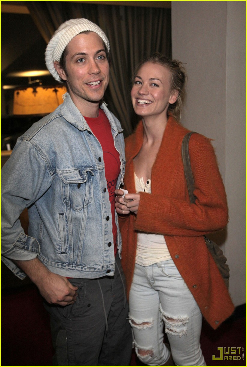 Tim Loden: Yvonne Strahovski's Boyfriend!: Photo 2403134 | Yvonne ...