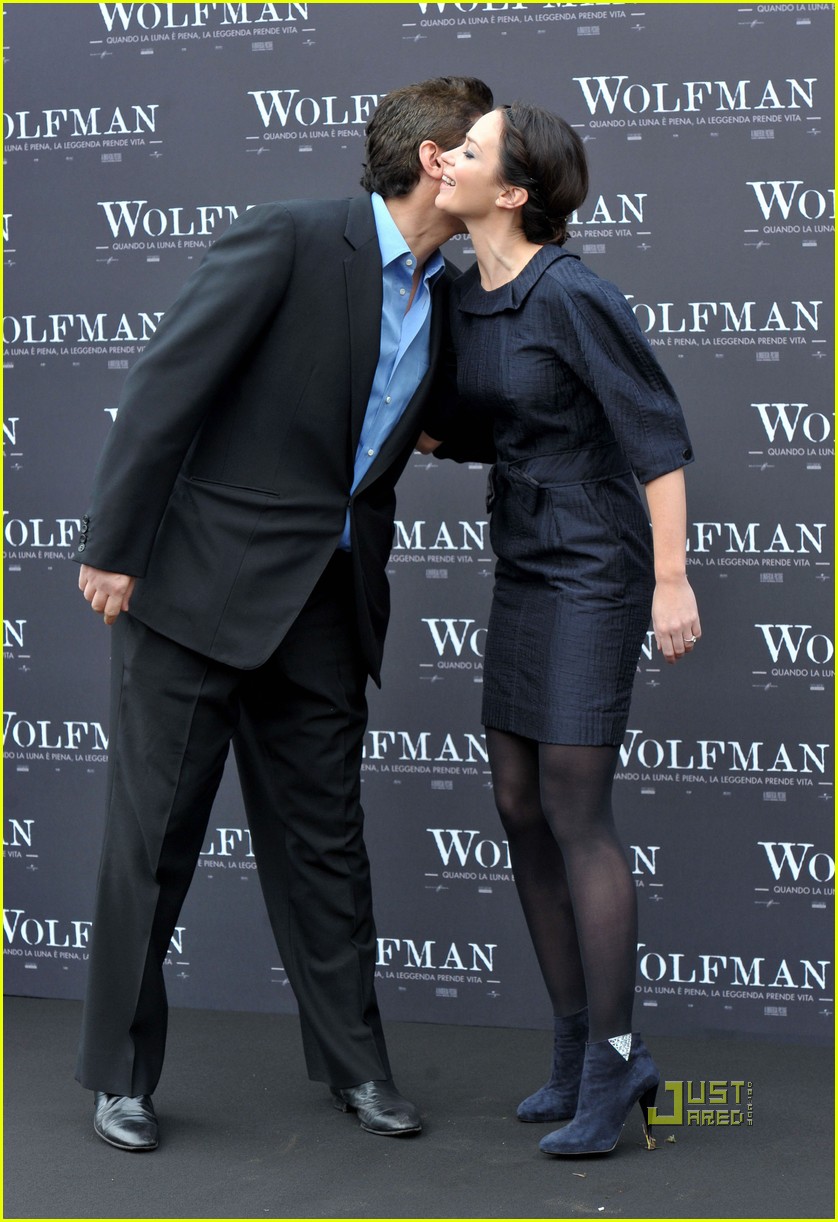 Emily Blunt is a 'Wolfman' Woman: Photo 2411926 | Emily Blunt Photos ...