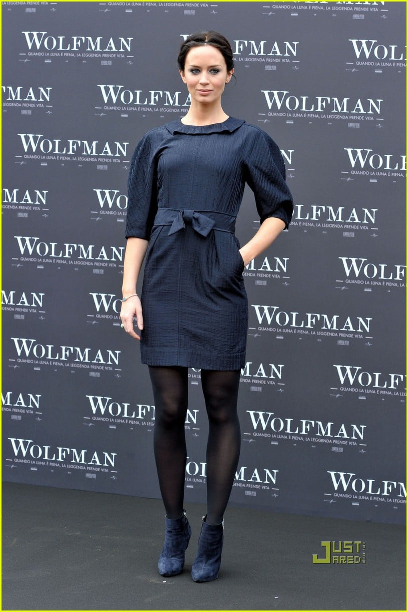 Emily Blunt is a 'Wolfman' Woman: Photo 2411932 | Emily Blunt Photos ...