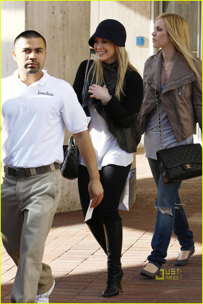 Hilary Duff is a Beverly Hills Hottie: Photo 2411222 | Hilary Duff ...
