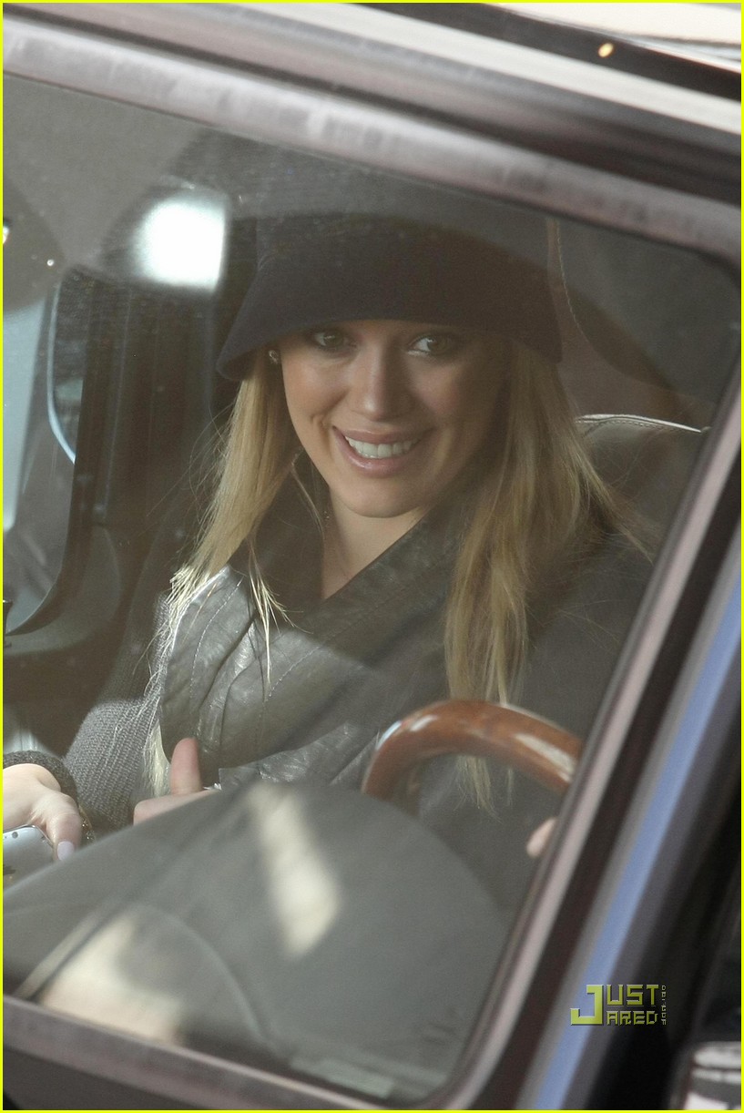 Hilary Duff is a Beverly Hills Hottie: Photo 2411223 | Hilary Duff ...