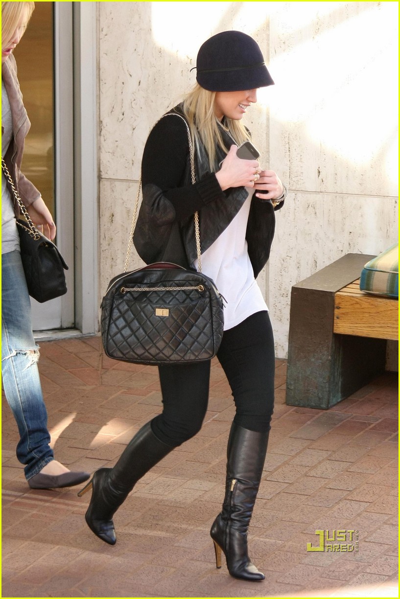 Hilary Duff is a Beverly Hills Hottie: Photo 2411224 | Hilary Duff ...