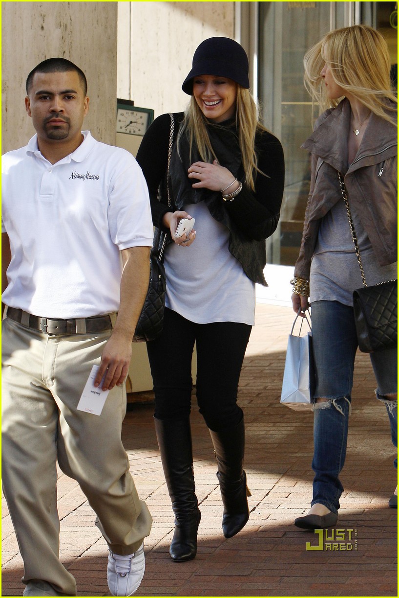 Hilary Duff is a Beverly Hills Hottie: Photo 2411225 | Hilary Duff ...