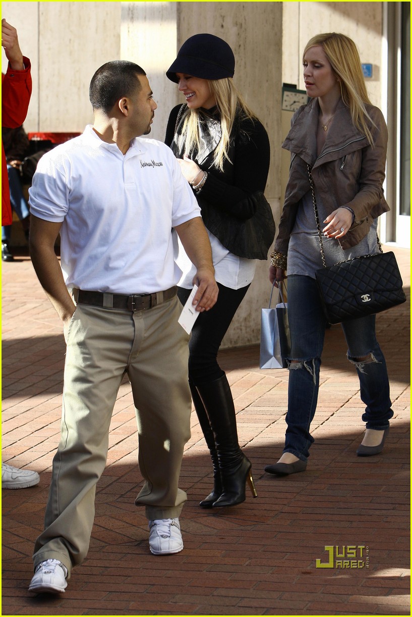 Hilary Duff is a Beverly Hills Hottie: Photo 2411229 | Hilary Duff ...