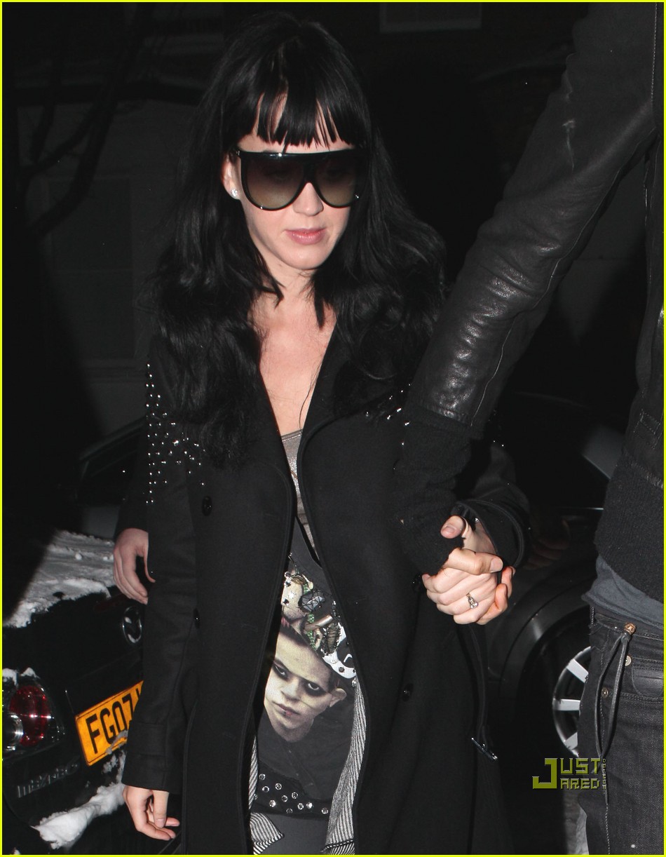 Katy Perry: Engagement Ring Revealed!: Photo 2407135 | Katy Perry ...