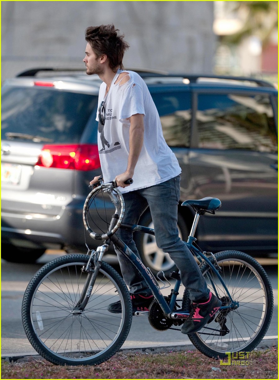 Jared Leto: Cowboy Hat Hippie - VIDEO!: Photo 2405565 | Jared Leto ...